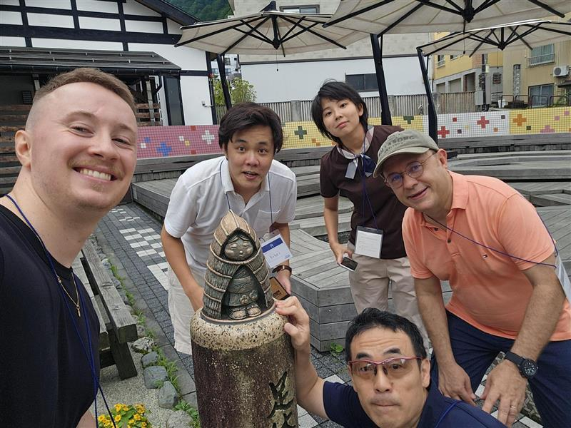 紹介します - Forvis Mazars Japan 有限責任監査法人 - Forvis Mazars - 日本