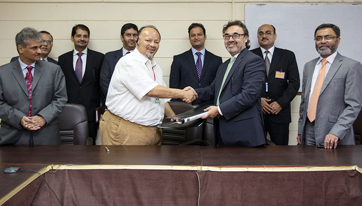 Forvis Mazars Pakistan and PTCL sign MoU for delivering ICT services ...