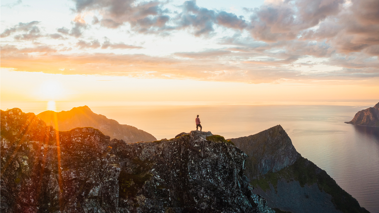 Mazars 2022/2023 annual report - Forvis Mazars - Japan