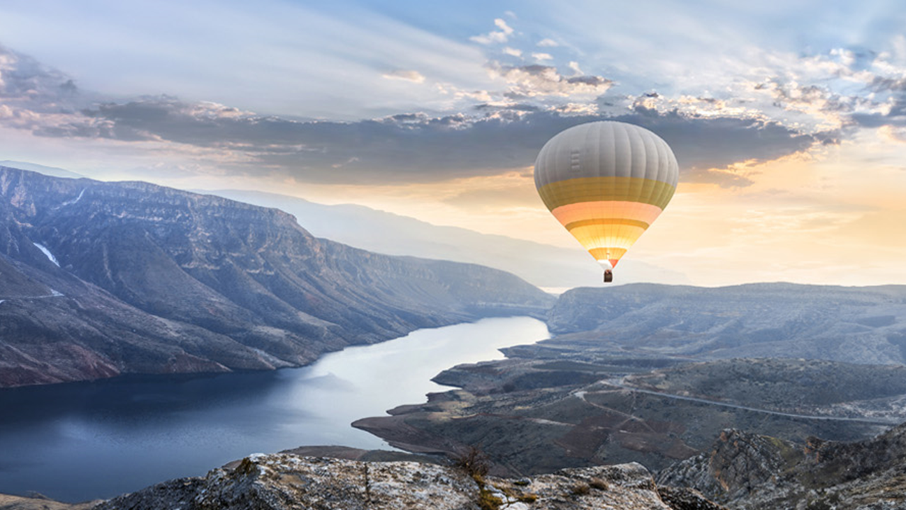 Mazars C-suite barometer: outlook 2024 Building global ambition ...